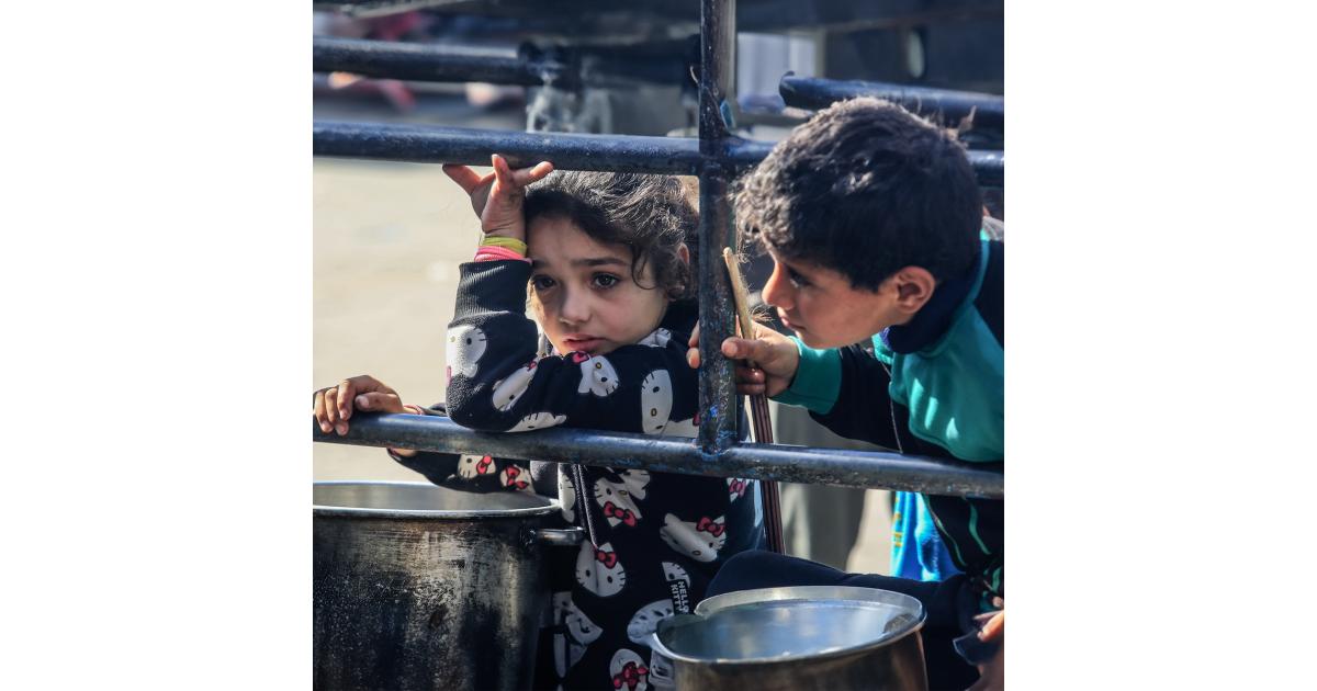 Help Feed Starving Families in Gaza With Muslim Aid